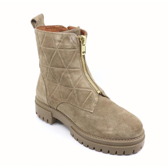 Ateliers | Shoes | New Ateliers Carson Combat Boot In Taupe Suede ...